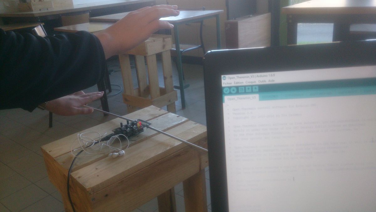 Thérémin Open Arduino — Les Fabriques du Ponant